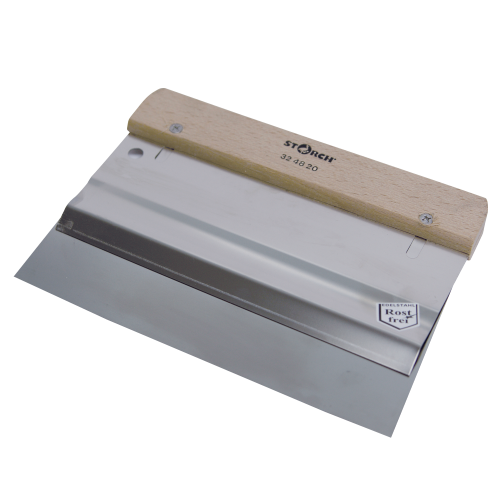 AkroTique | Valentino